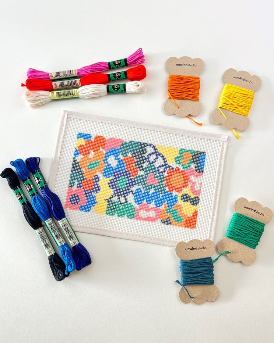 Jungley Flowers Modern Needlepoint Insert Kit – Unwind Studio