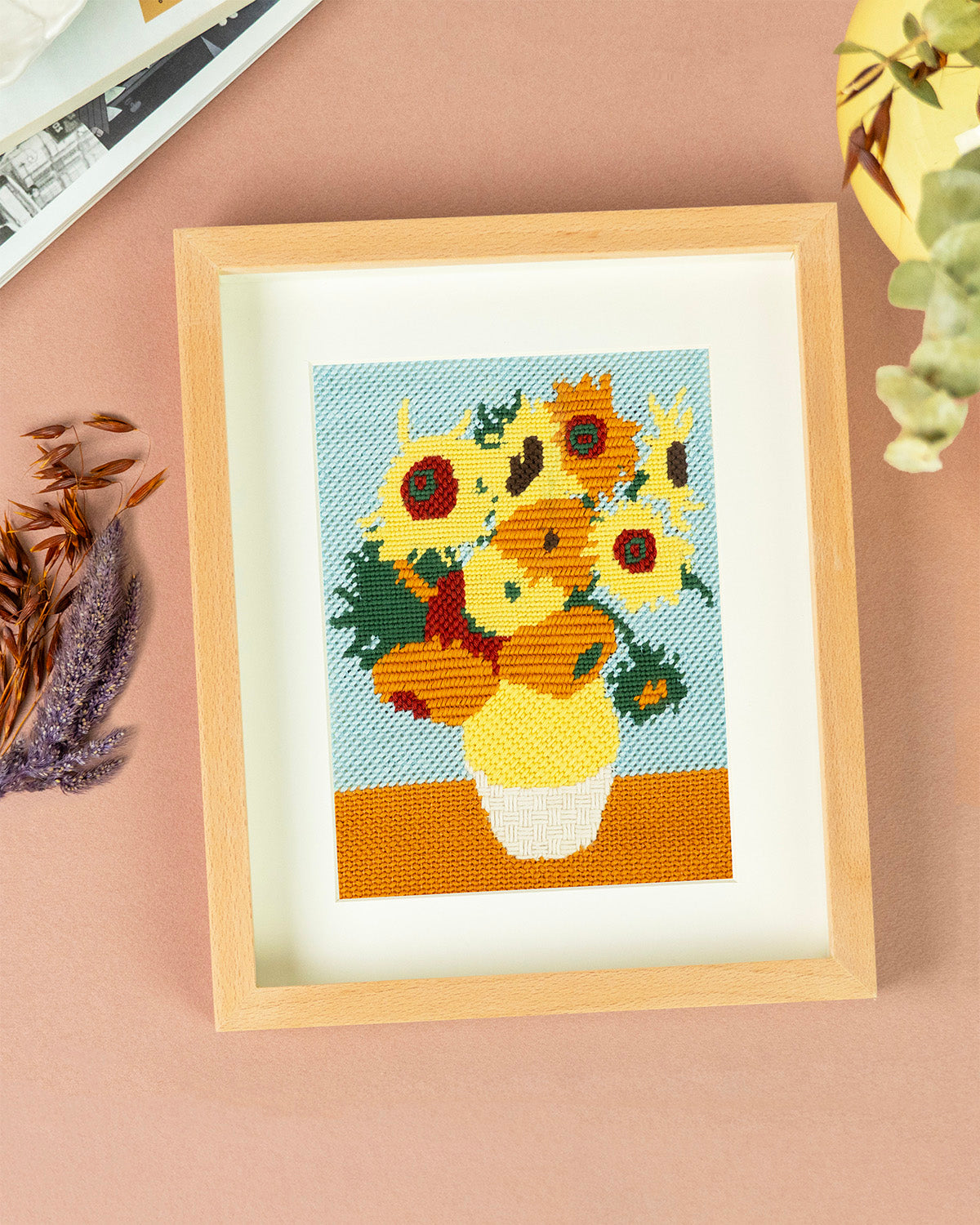 Van Gogh "Sunflowers" Needlepoint Kit – Unwind Studio