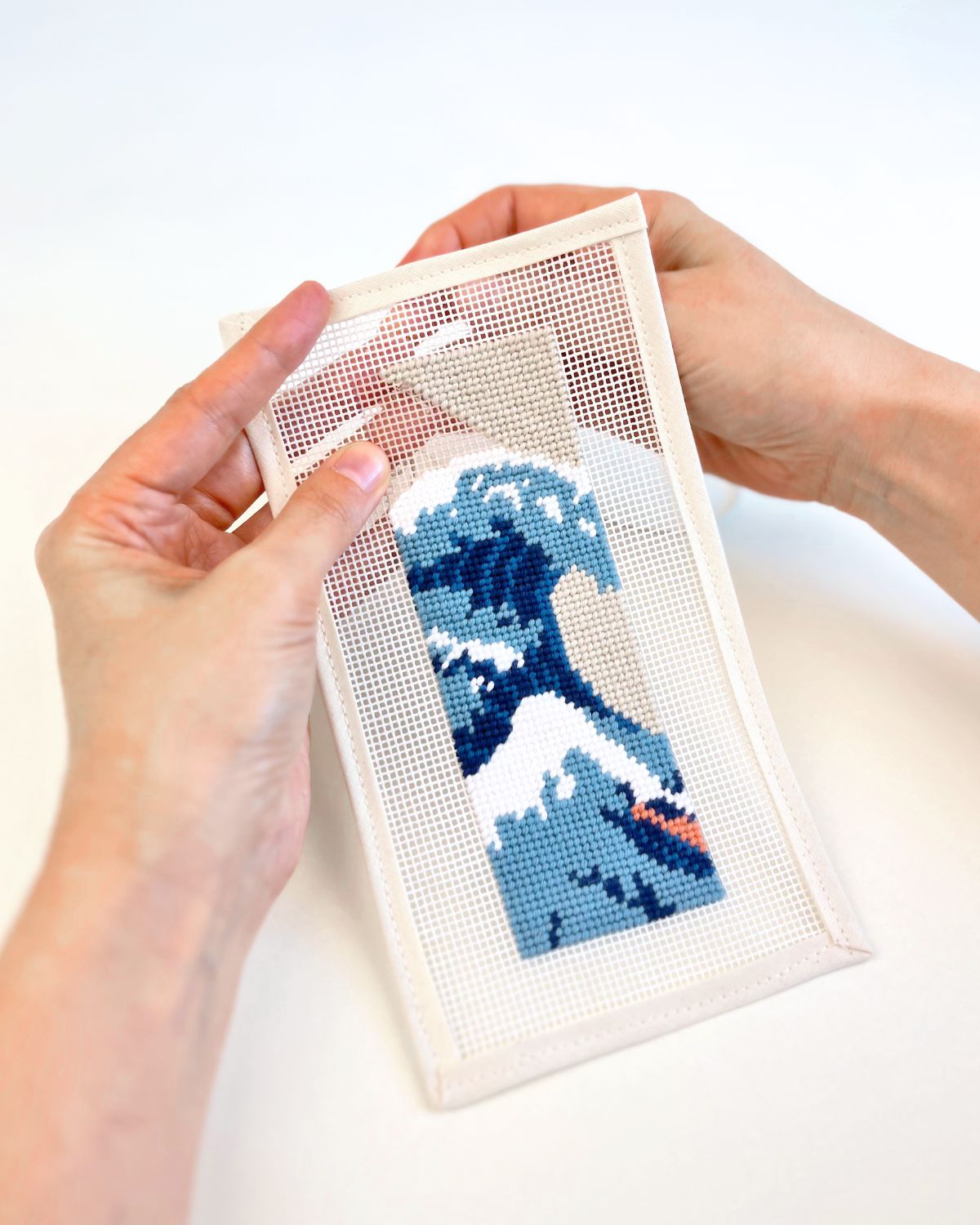 The Great Wave Bookmark Needlepoint Kit – Unwind Studio
