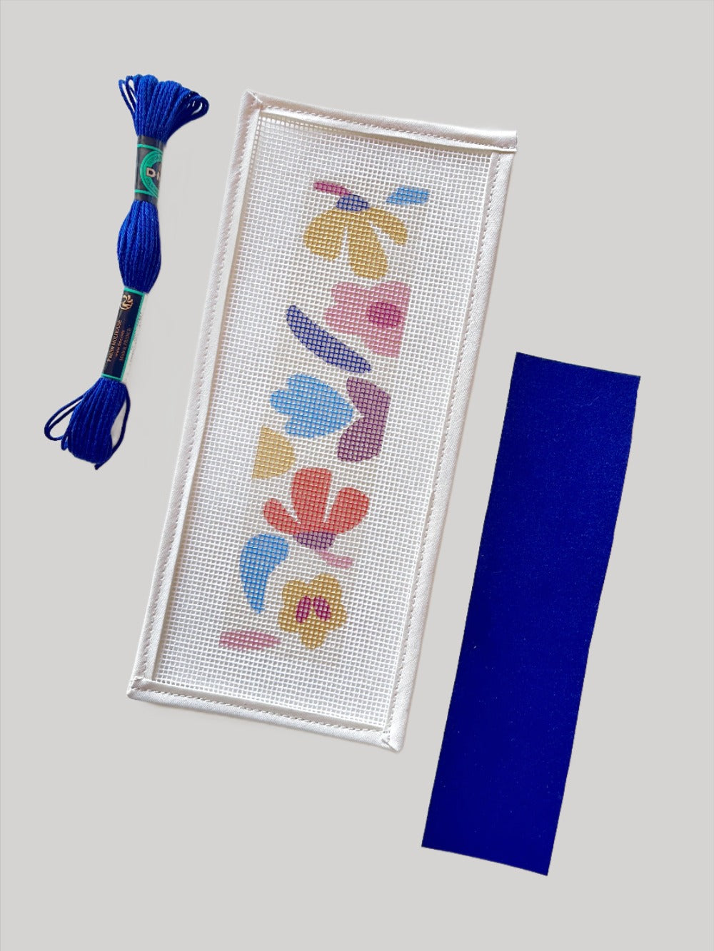 "Chilling Spell" Floral Bookmark Needlepoint Kit – Unwind Studio